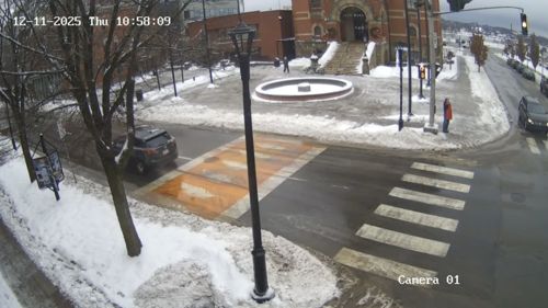 Live Traffic Webcam Westmorland Street Bridge, Fredericton, NB, Canada