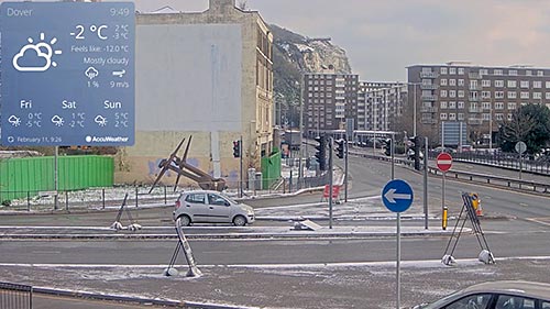 HD Live Webcam York and Townwall Street, Dover, UK