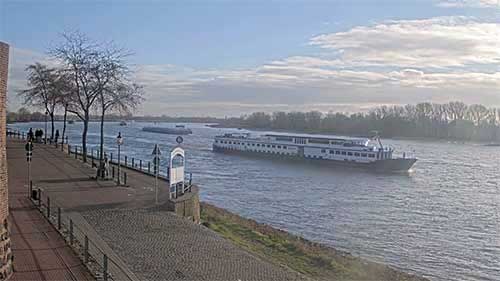 Live Rhine River Webcam, Rees, Germany