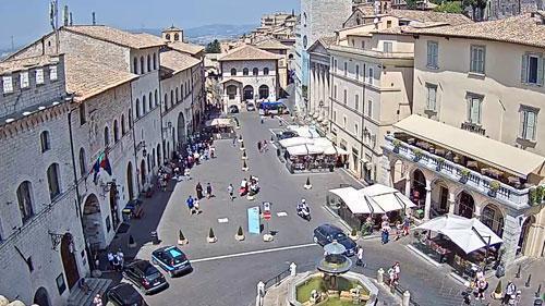 Assisi Town Square live, Italy or Assisi Town Square, Italy