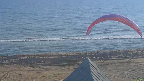 Live Cahoon Hollow Beach Webcam, Wellfleet, MA, USA