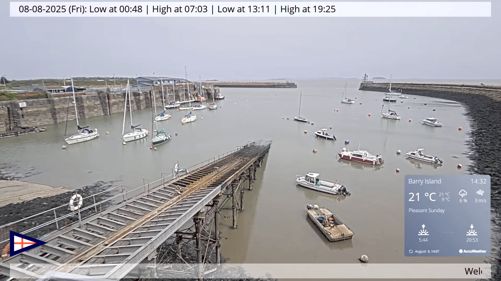 Live Webcam Stream from Barry Yacht Club, Wales
